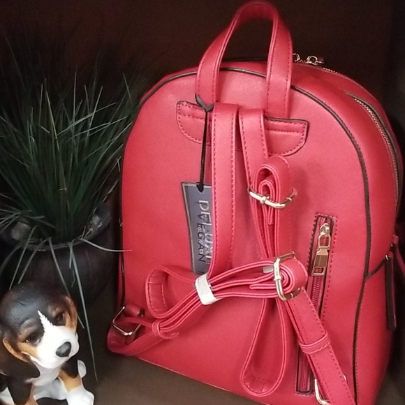 Deluxity Los Angeles | Bags | New Deluxity Los Angeles Red Backpack ...